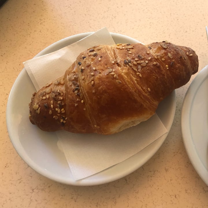 House Cafè Pisa, Italy Cornetto all'arancia Review | abillion