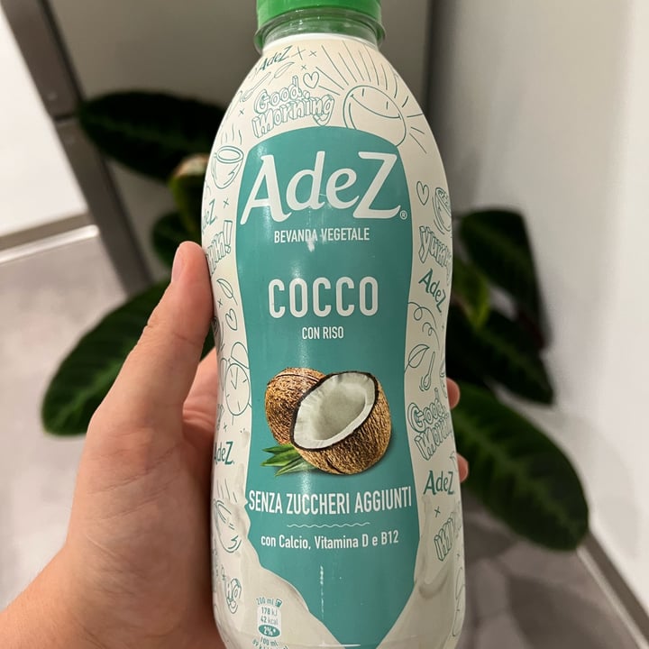 AdeZ Latte di Cocco Review | abillion