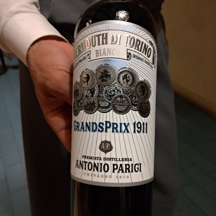 Premiata distilleria Antonio parigi Vermouth di Torino Review | abillion