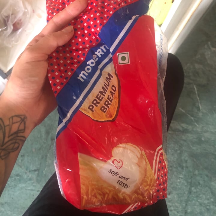 Modern Premium Bread Review | abillion