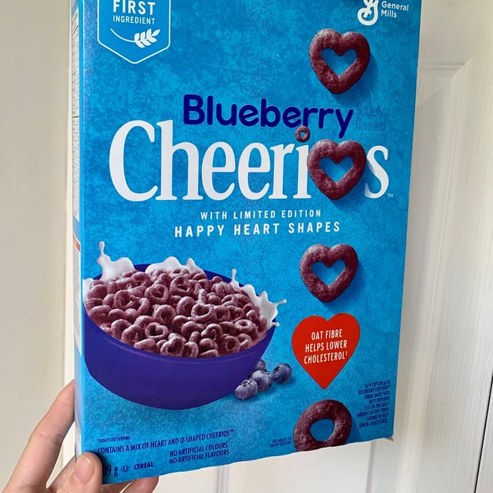 Nestlé Blueberry Flavoured Cheerios Review | abillion