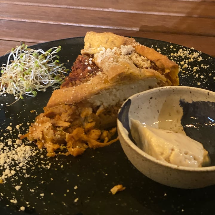Piccoli Dolce Pinheiros, Brazil Torta De “Frango” vegano Review | abillion