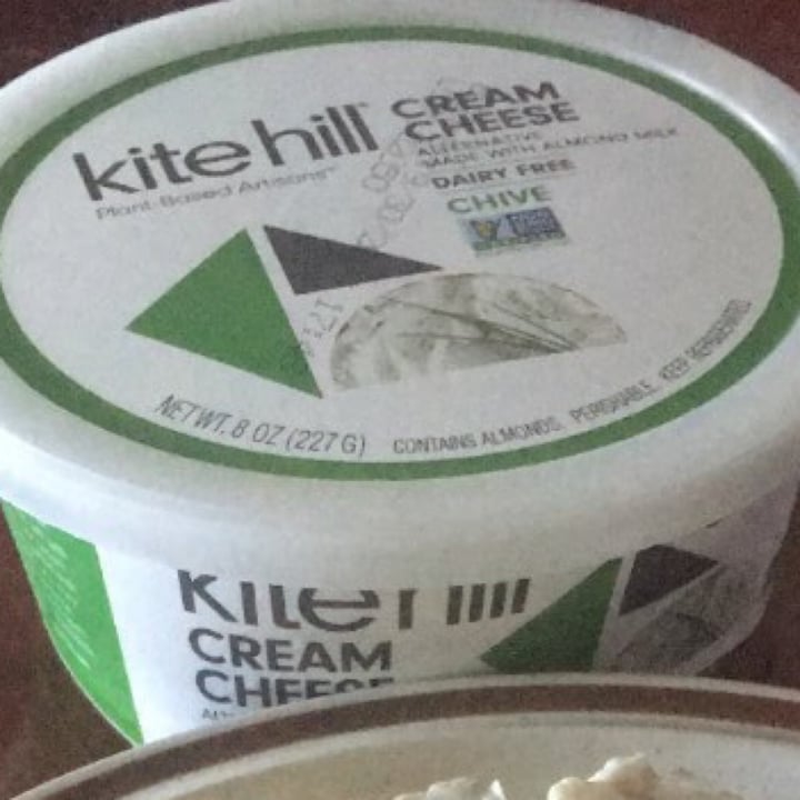 Kite Hill Cream Cheese Alternative Chive Review | abillion