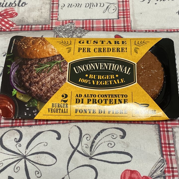 Unconventional Burger Vegetale Classico - Classic Burger Review | abillion
