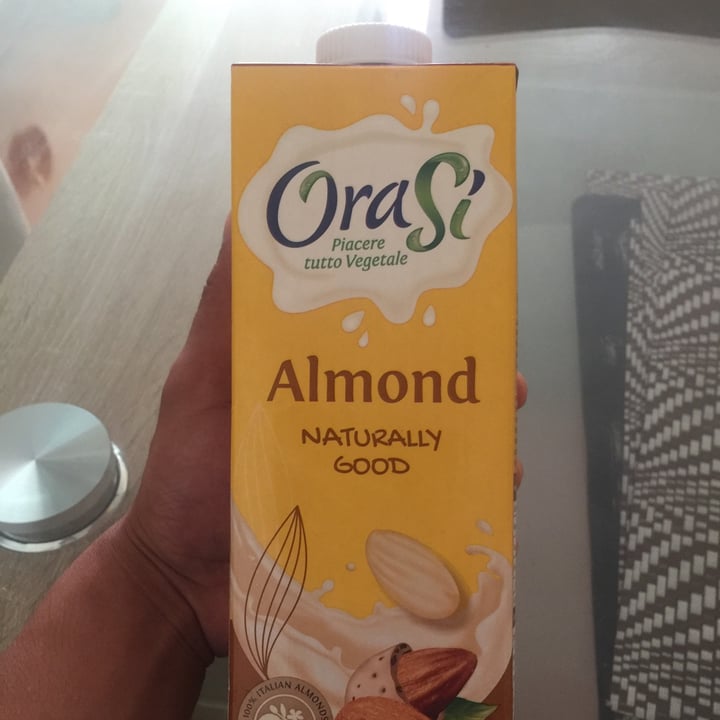 OraSí Almond Milk Review | abillion
