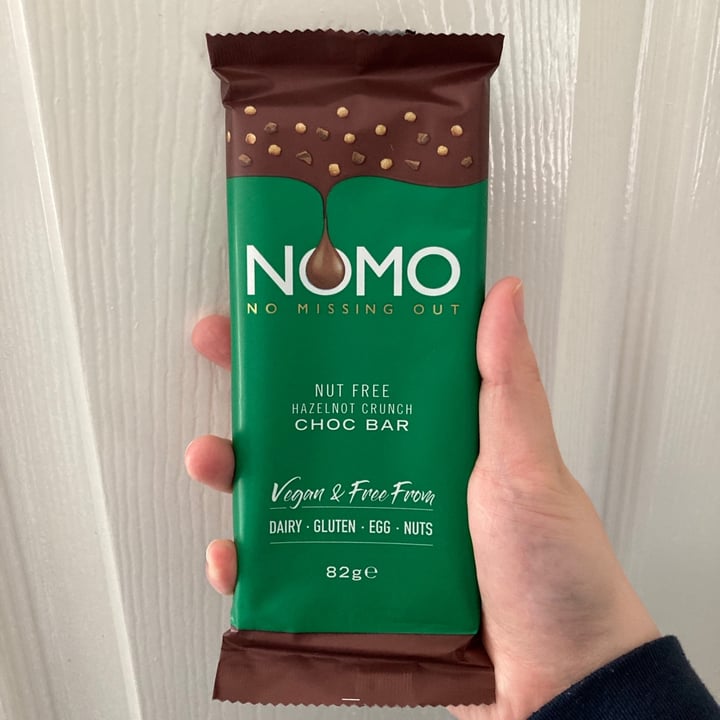 NOMO Hazelnot Crunch Chocolate Large Bars Review | abillion