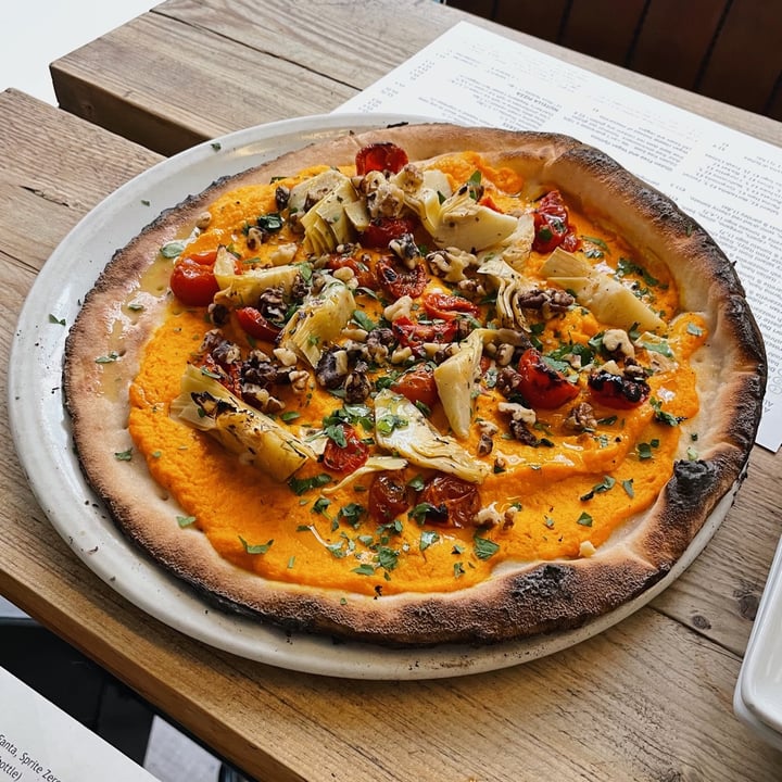 Sano Pizza Temple Bar, Ireland vegan pizza Review | abillion