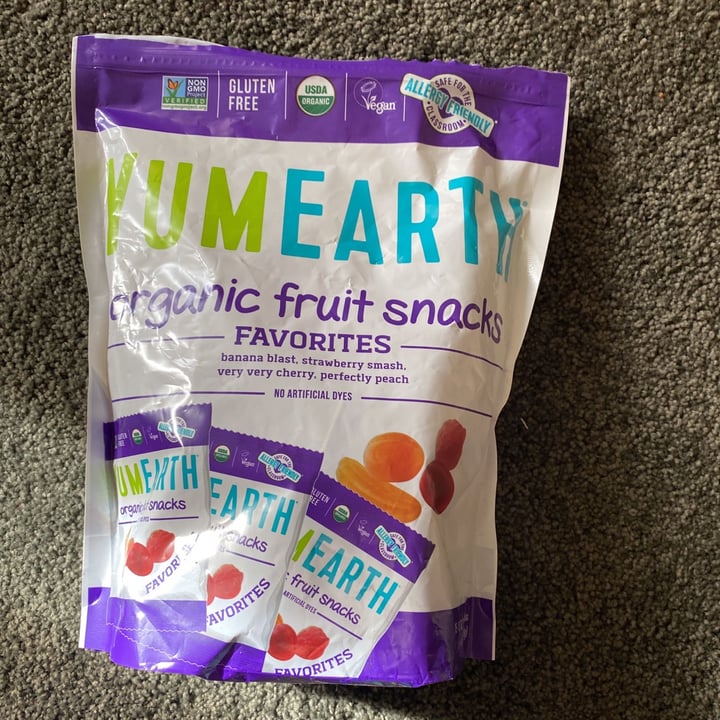 YumEarth Organic Fruit Snacks Review | abillion