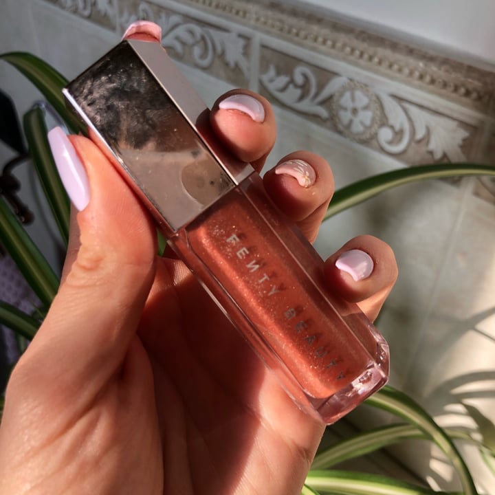 Fenty Beauty Gloss Review | abillion