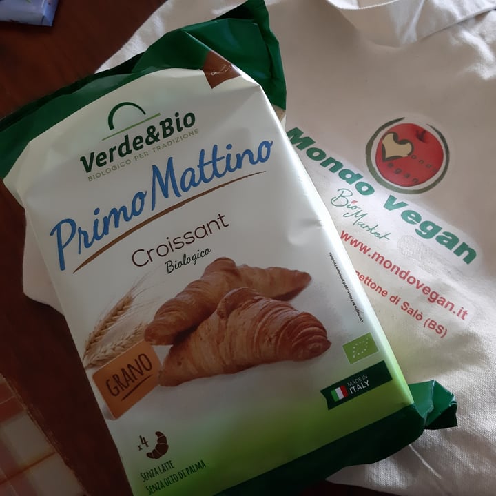 Verde & Bio Croissant Primo Mattino Review | abillion