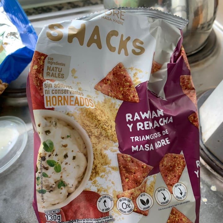 Almadre Snacks rawmesan y remolacha traingulitos masa madre Review ...