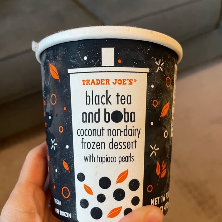 Trader Joe's black tea and boba coconut non-diary frozen dessert Review | abillion