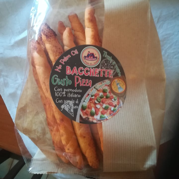 Mago Merlini Bacchette gusto pizza Review | abillion