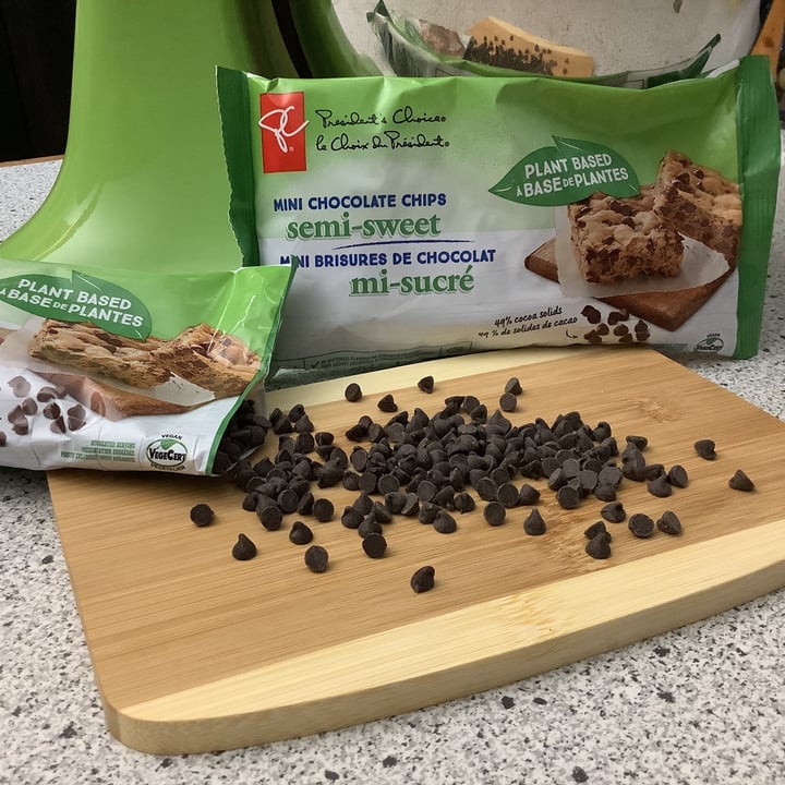 President's Choice Mini Chocolate Chips Review | abillion