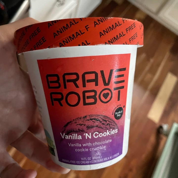 Brave Robot Brave Robot Vanilla 'N Cookies Animal-Free Dairy Ice Cream ...
