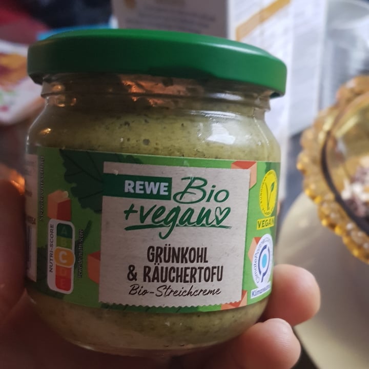 Rewe Bio Grünkohl & Räuchertofu Streichcreme Review | abillion