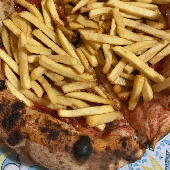 Pizzeria Made In Sud Merate, Italy Marinara con patatine Review | abillion