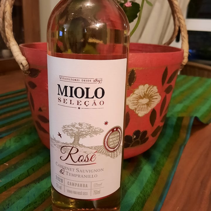 Miolo Wine Group Miolo Seleção Cabernet Sauvignon E Tempranillo Rosé ...