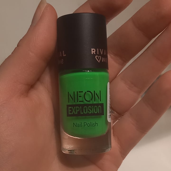 Rival De Loop Neon Explosion Nail Polish Review | abillion