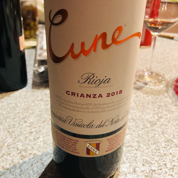 Cune Vino Tinto Crianza 2018 Review | abillion