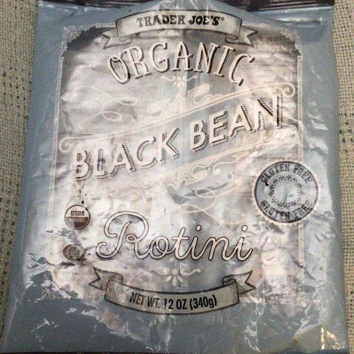 Trader Joe's Organic black bean rotini Review | abillion