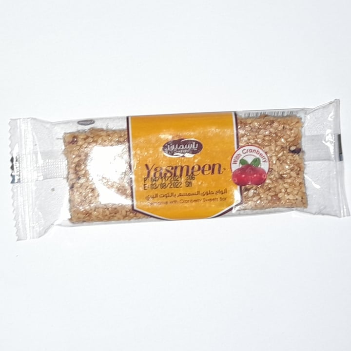 Yasmeen Sesame With Cranberry Sweets Bar Review | abillion