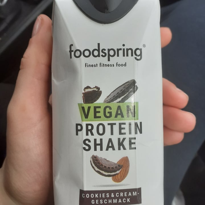 Foodspring Protein Shake Cookies & Cream Review | abillion
