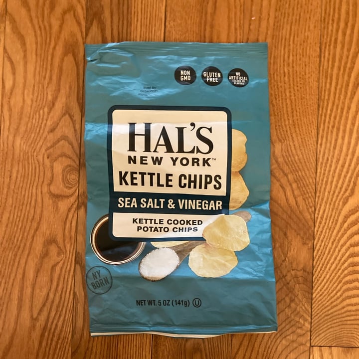 Hal’s New york Kettle chips salt & vinegar Review | abillion