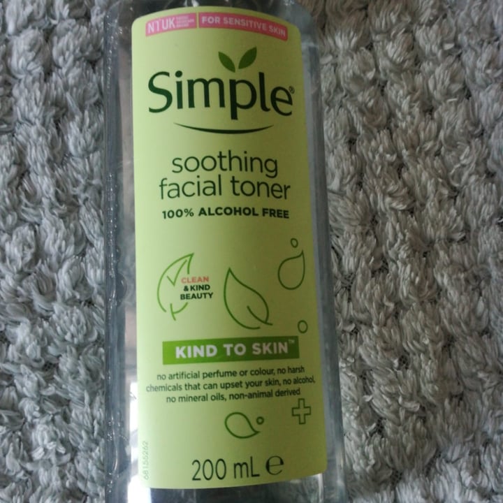 Simple Soothing Facial Toner Review | abillion