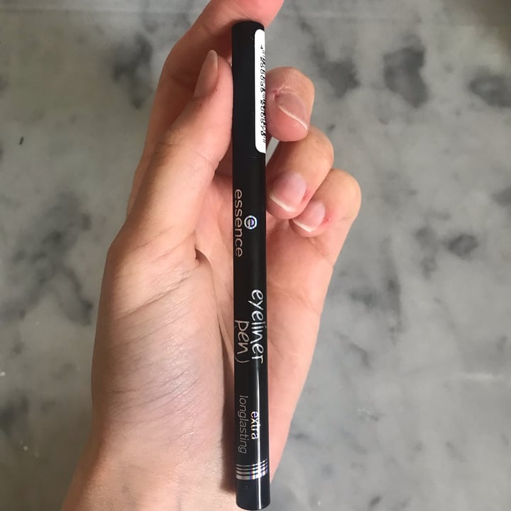 essence cosmetics Eyeliner Pen Extra Longlasting Review | abillion