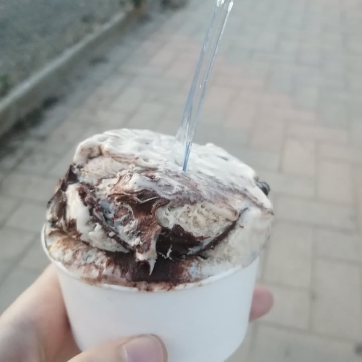 Heladería Mont Blanc Málaga, Spain Helado de Kinder vegano y sin azúcar ...