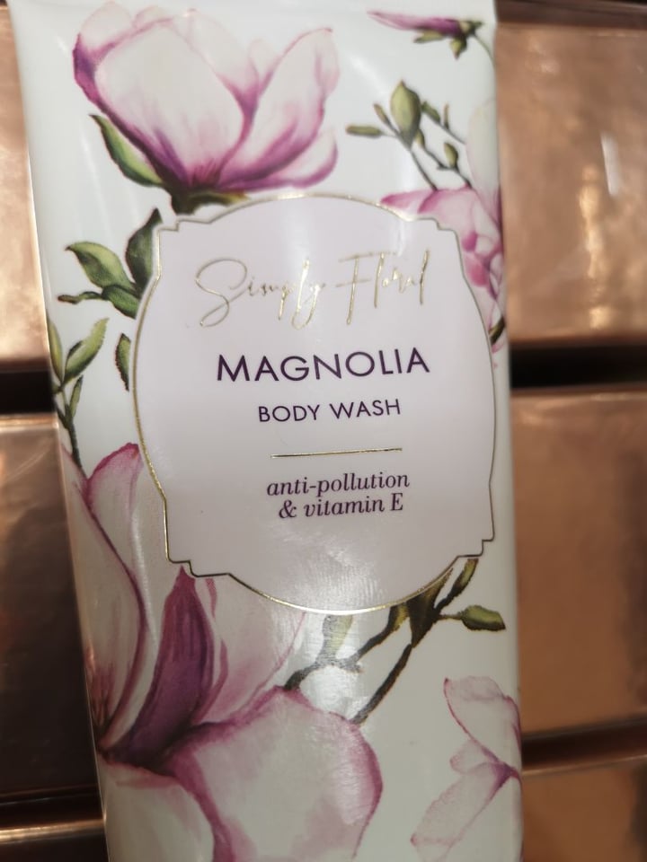 Simply floral Magnolia Body Wash Review | abillion