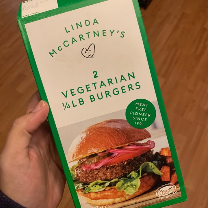 Linda McCartney's 2 vegetarian 1/4 LB burgers Review | abillion