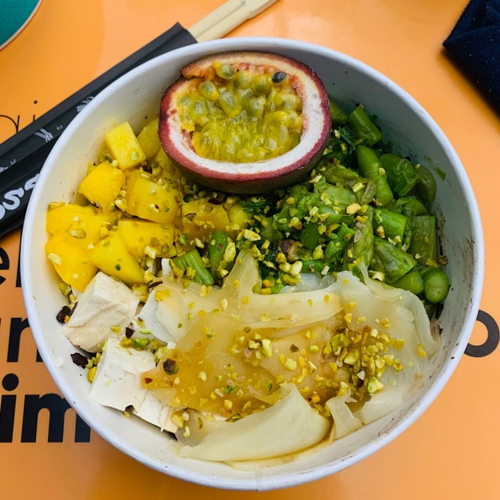 Hello Poke Napoli, Italy Vegan Poke Review | abillion