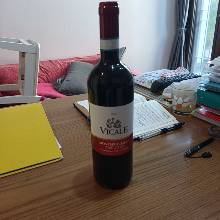 Vicale Montepulciano D'abruzzo Red Wine Review | abillion