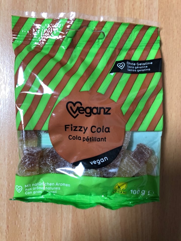 Veganz Fizzy Cola - Cola Petillant Review | abillion