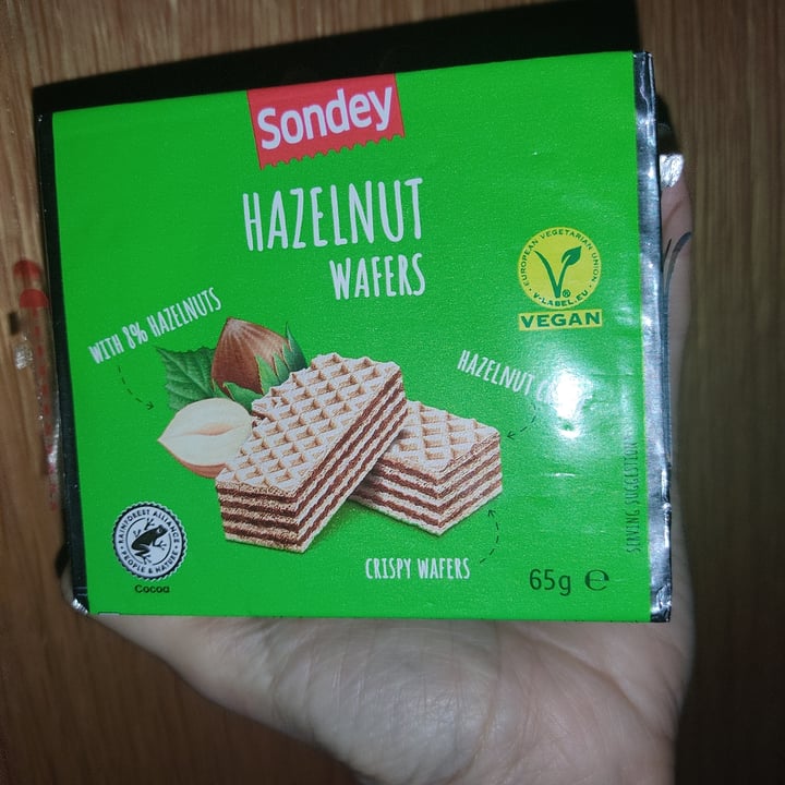 Sondey Hazelnut wafers Review | abillion