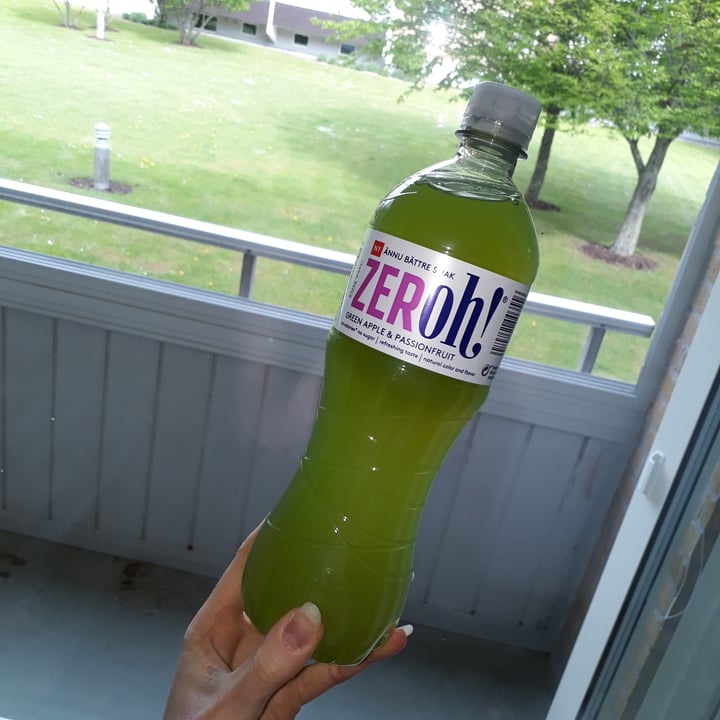 ZERoh! Green apple & passionfruit Review | abillion