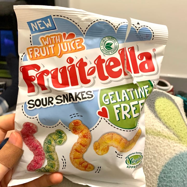 Fruit-tella Fruitella Sour Snakes Review | abillion
