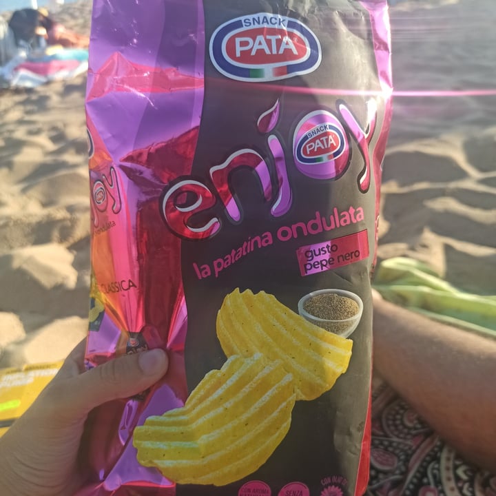 Pata Enjoy La Patatina Ondulata Gusto Pepe Nero Review | abillion