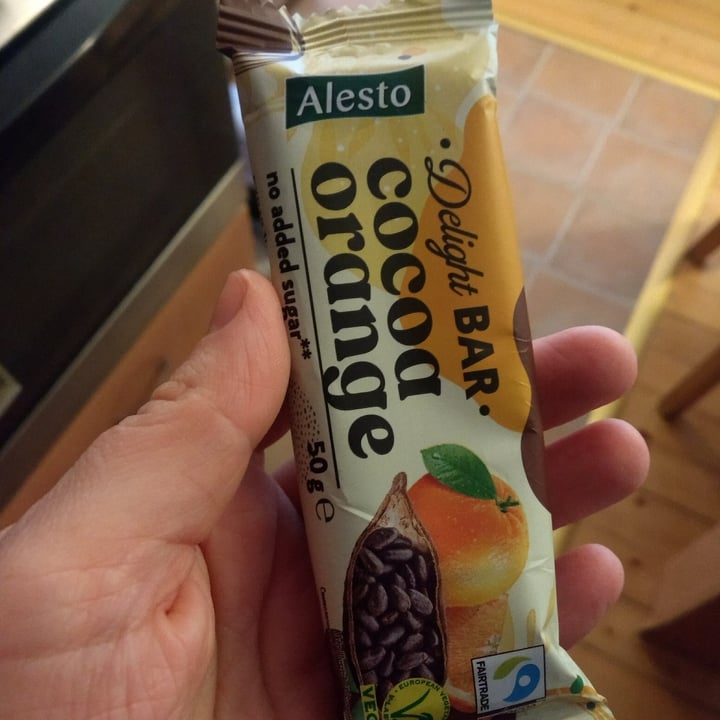 Alesto Delight Bar Cocoa Orange Review | abillion