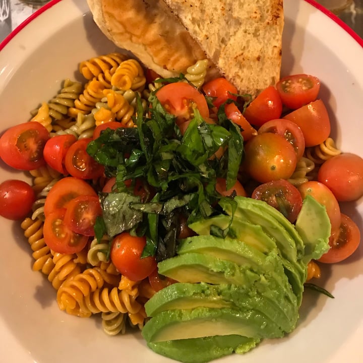 Torombolo Mar del Plata, Argentina Ensalada Tricolor Review | abillion