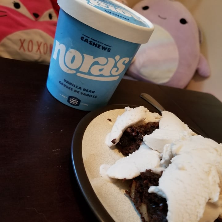 Nora's Vanilla bean Review | abillion