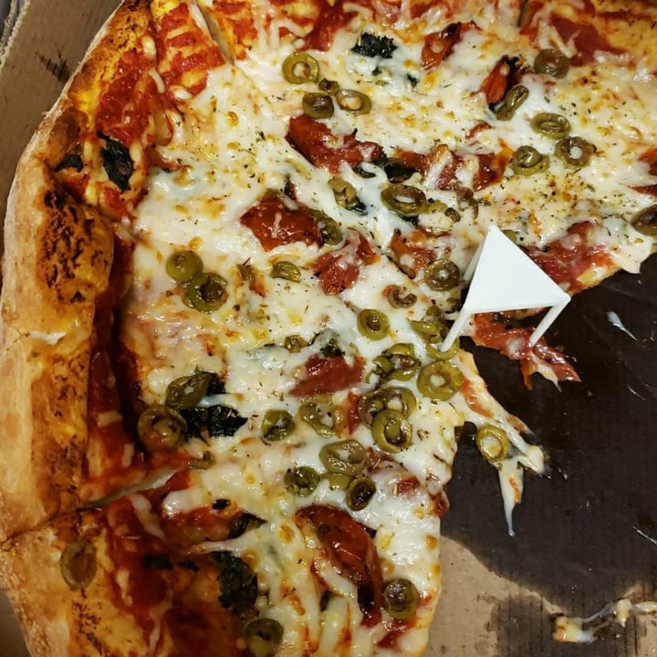 Toppers Pizza Plymouth, United States Make your own Vegan Pizza Review ...