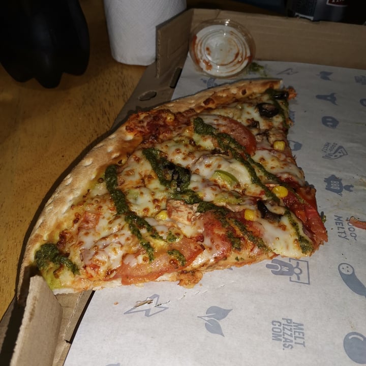 Melt Pizzas La Reina, Chile Pizza Vegana Review | abillion