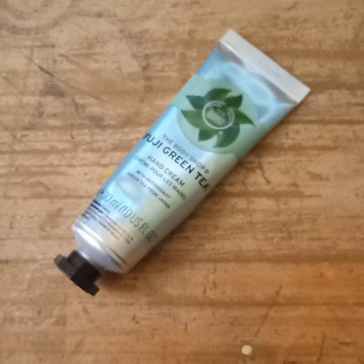 The Body Shop Fuji Green Tea Hand Cream Review | abillion