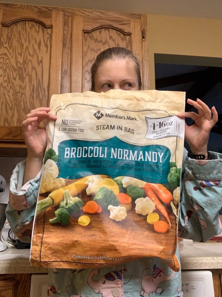 Member's Mark Broccoli Normandy Steam in Bag Review | abillion