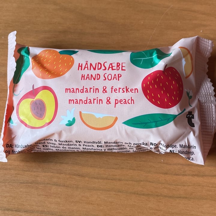 Flying Tiger Mandarin and Peach hand soap Review | abillion