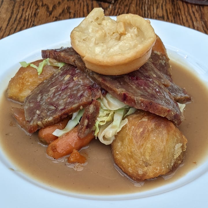 The Welsh Dragon Bar Mount Victoria, Wellington, New Zealand Vegan ...