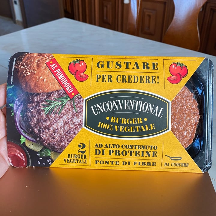 Unconventional Burger Vegetale Al Pomodoro - Tomato Burger Review ...